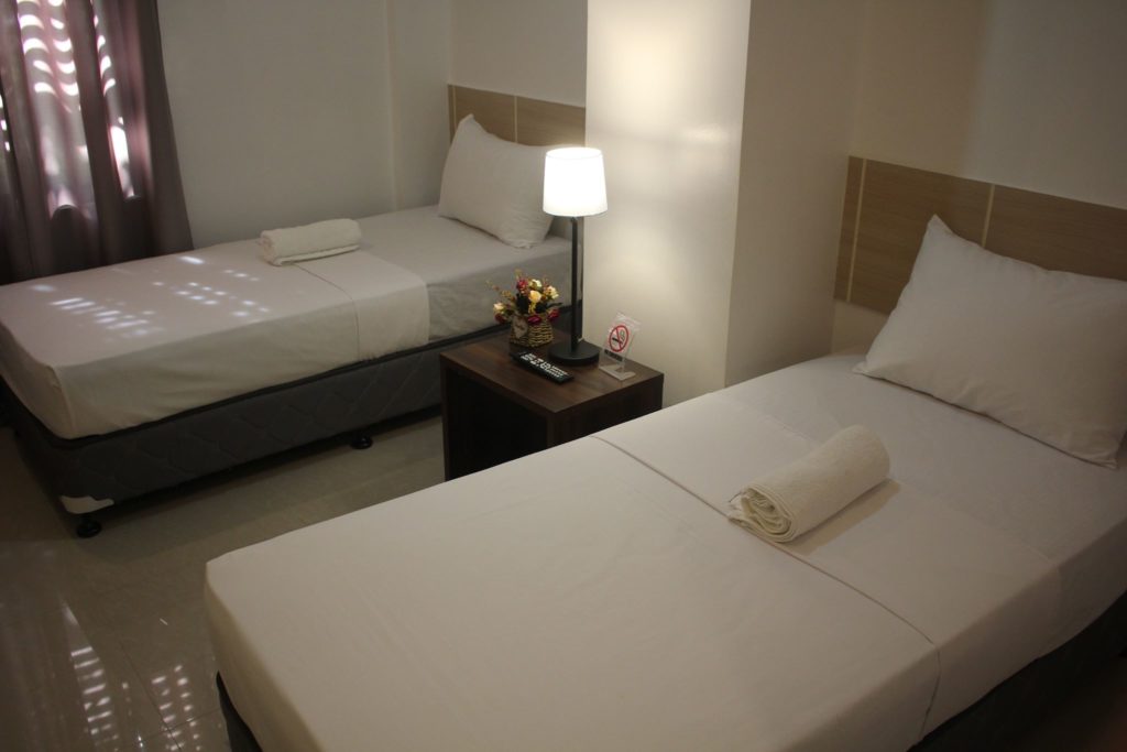 SOI TWIN – Soi Suites